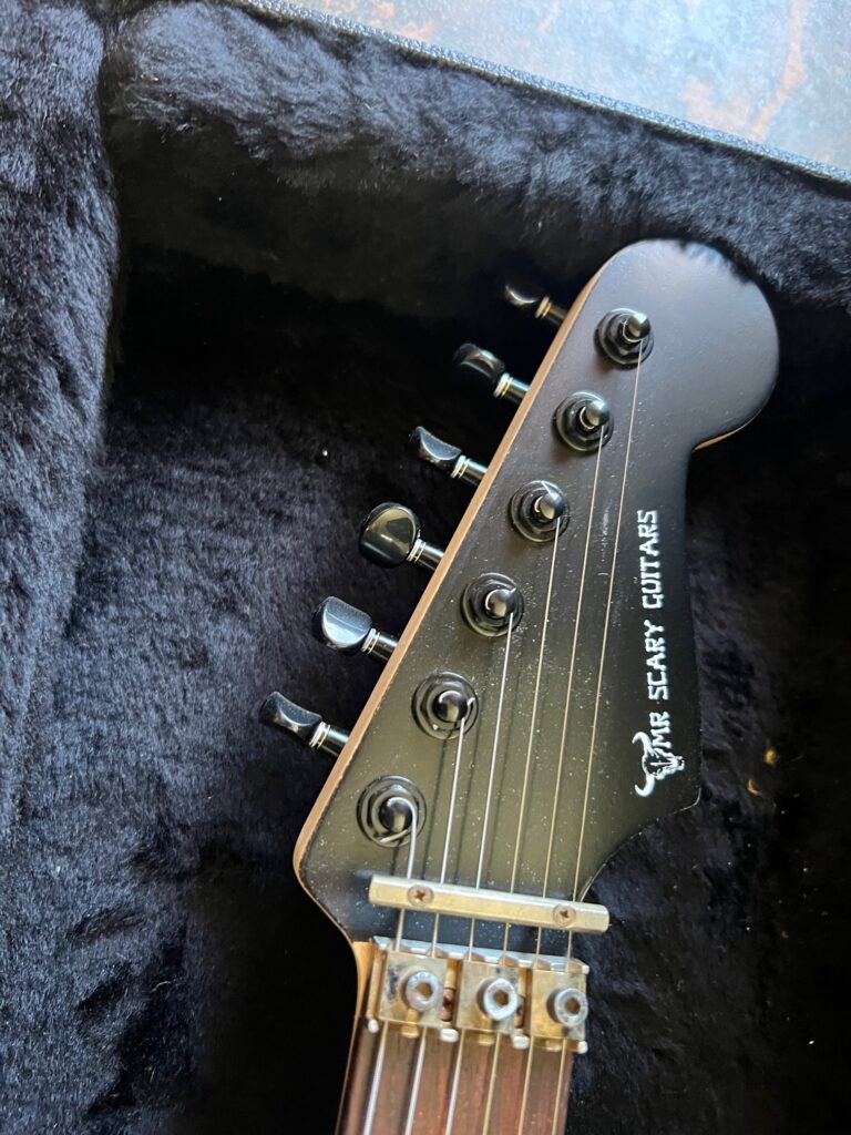 Mr. Scary Guitars – GeorgeLynch.com