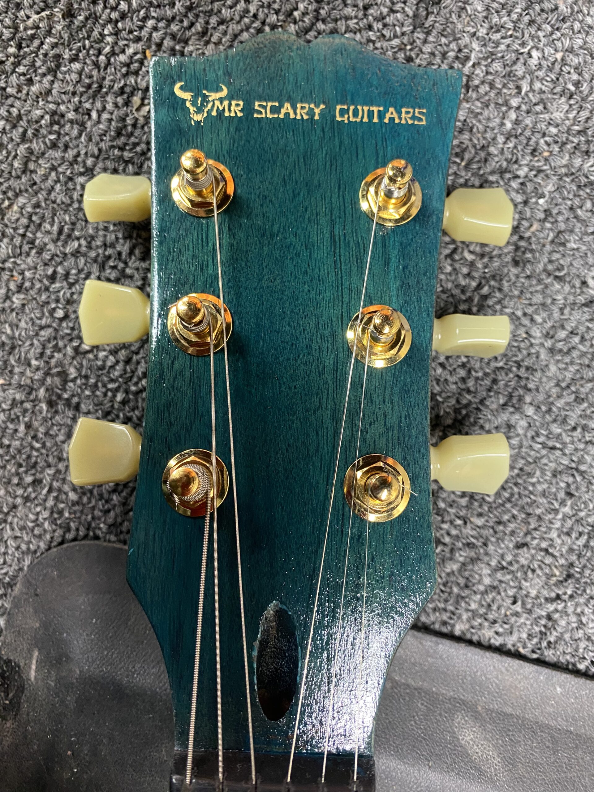 Mr. Scary Guitars – GeorgeLynch.com