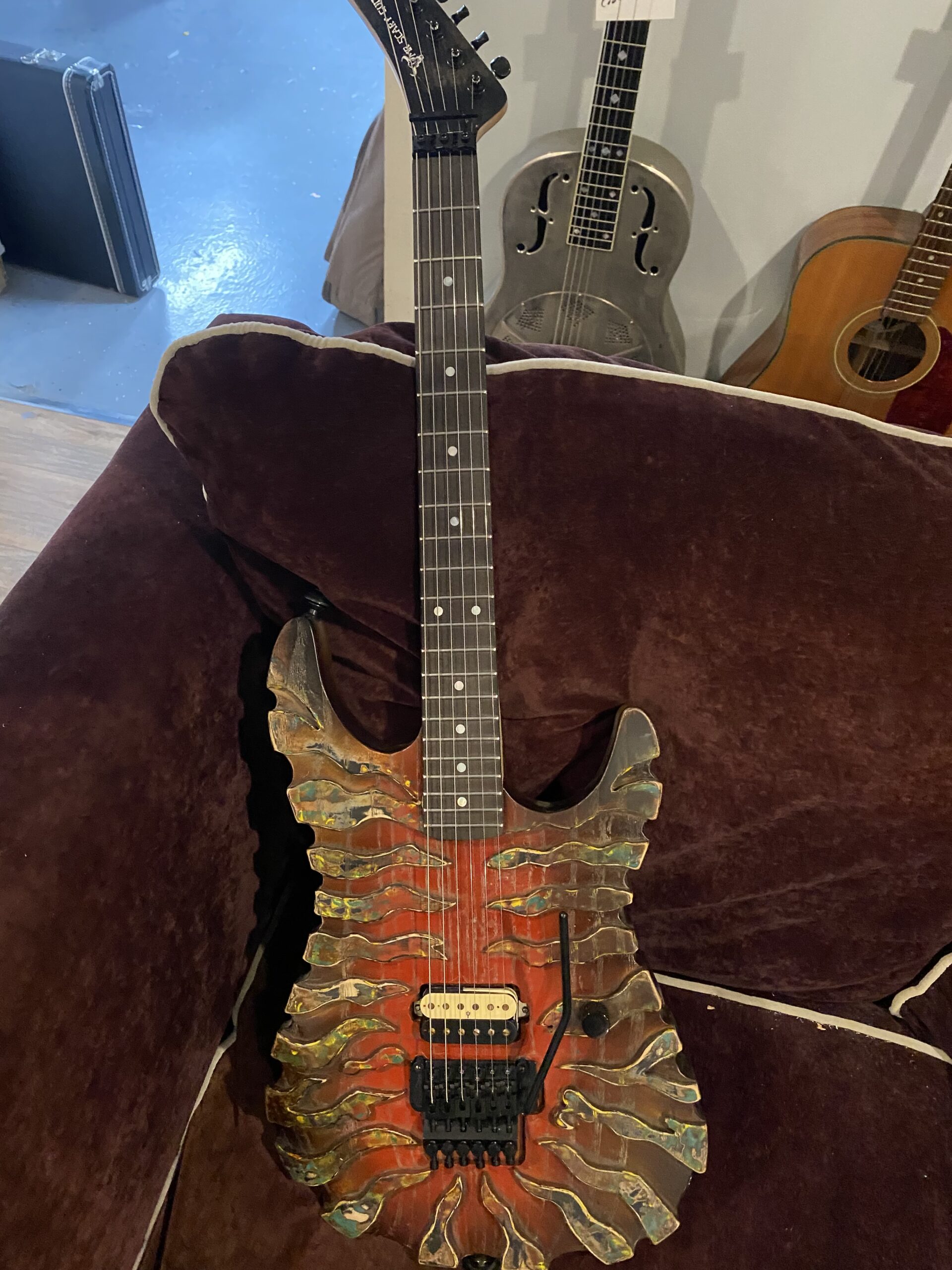 Mr. Scary Guitars – GeorgeLynch.com