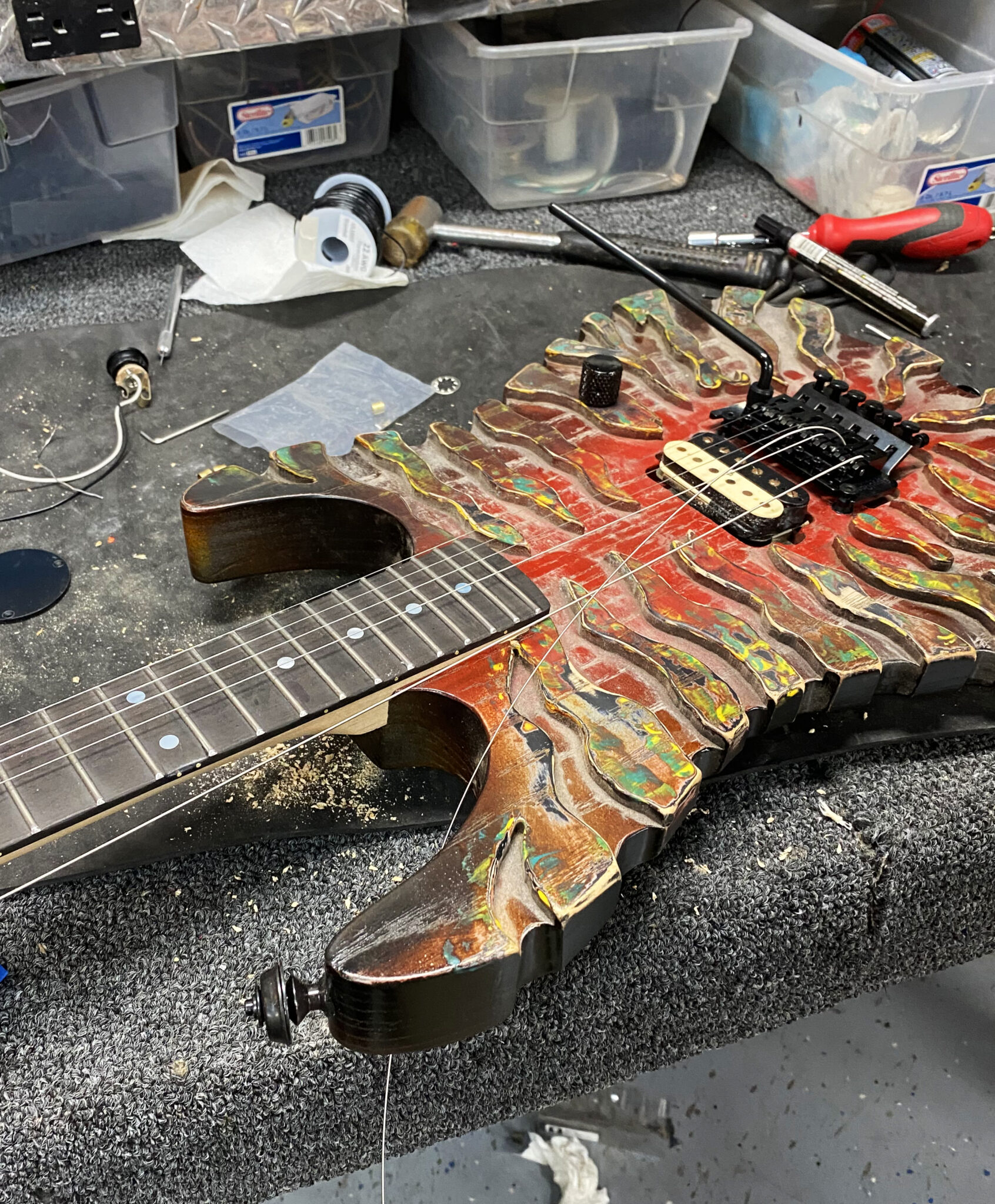 Mr. Scary Guitars – GeorgeLynch.com